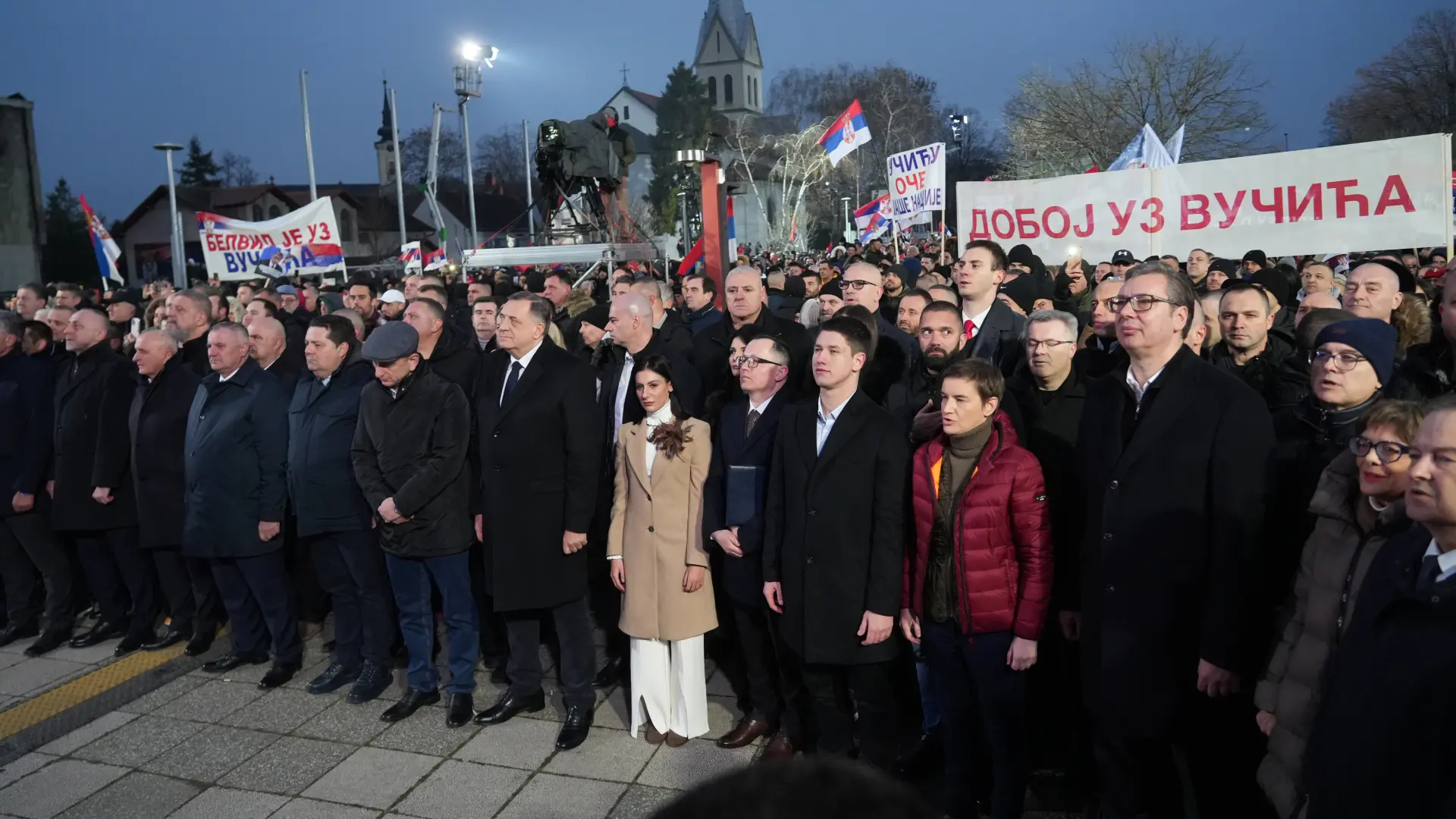 Skup "Srećemo se na Sretenje" u Sremskoj Mitrovici: Vučić - Hoće da sruše Srbiju, a ne mene
